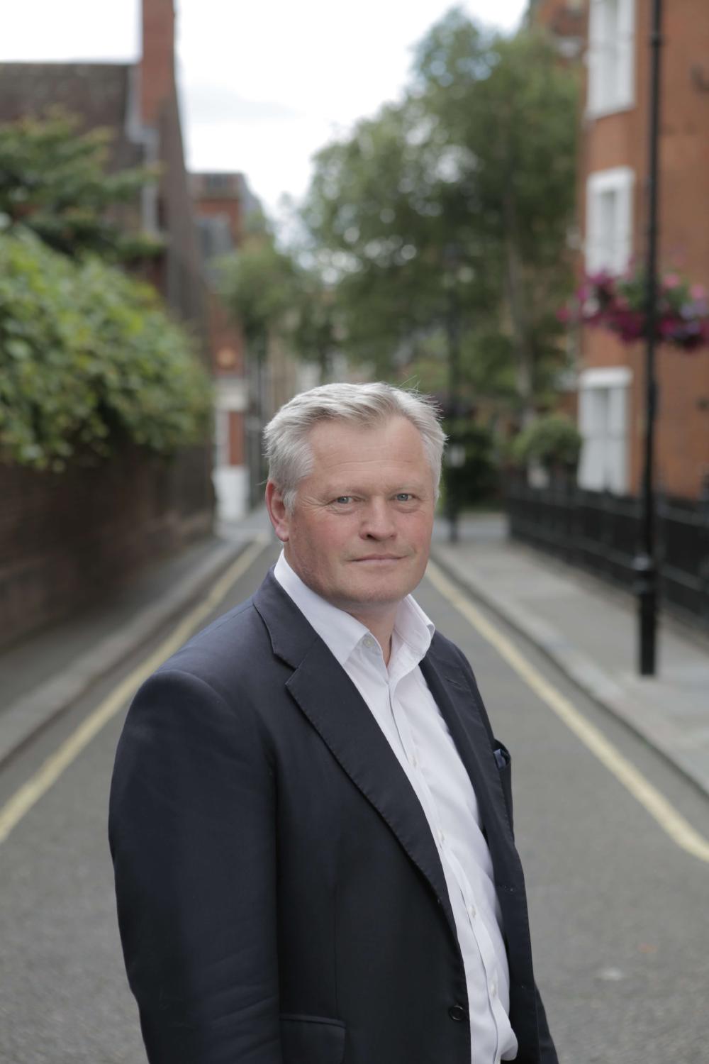 Meet The Team - Verde